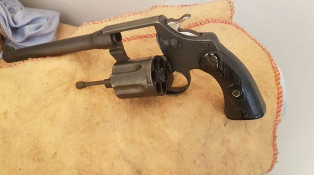 Allanaron una casa en Chimbas y encontraron un arma, municiones y ...