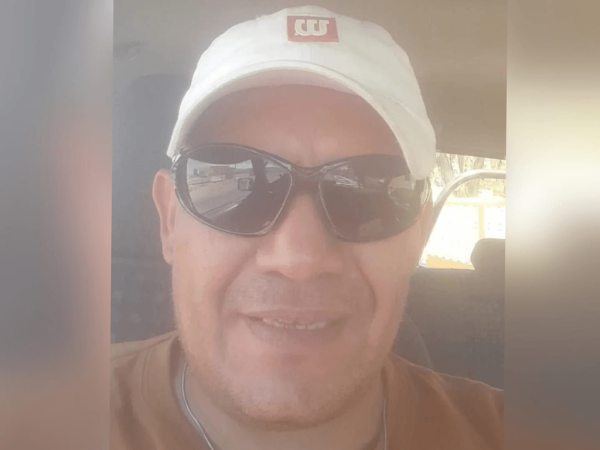 Dolor y despedida al motociclista que falleció tras agonizar por un ...