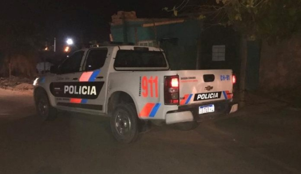 Vecinos Y El Acto De Atrapar A Un Adolescente Que Roba Más De Medio