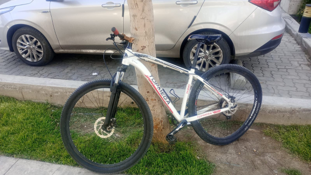 Una Camioneta Atropella A Un Ciclista Y Se Da A La Fuga Lo Buscan